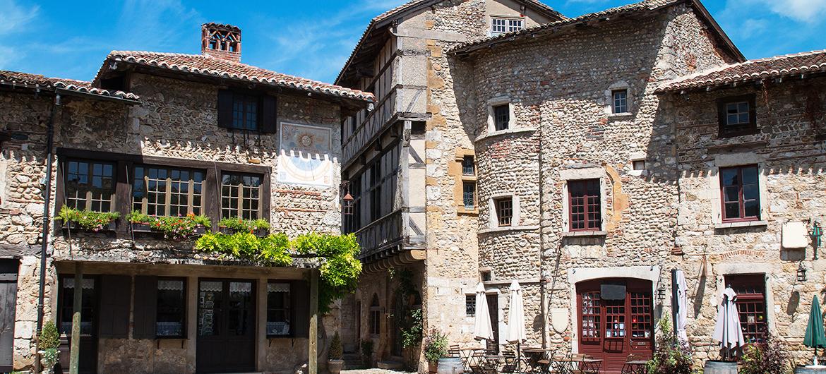 A 1h de Lyon ... Pérouges, la cité médiévale